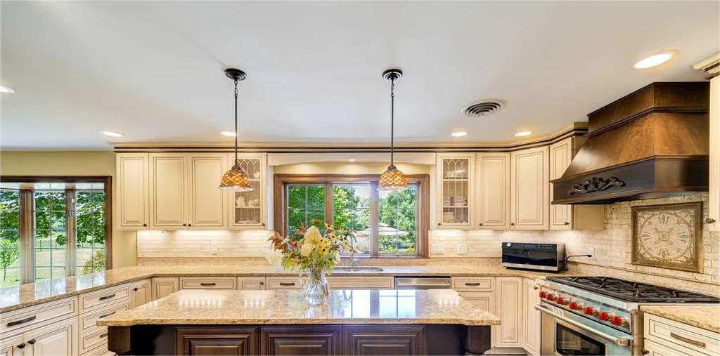 How to choose a tiffany light for the Kitchen – Joanne Tiffany